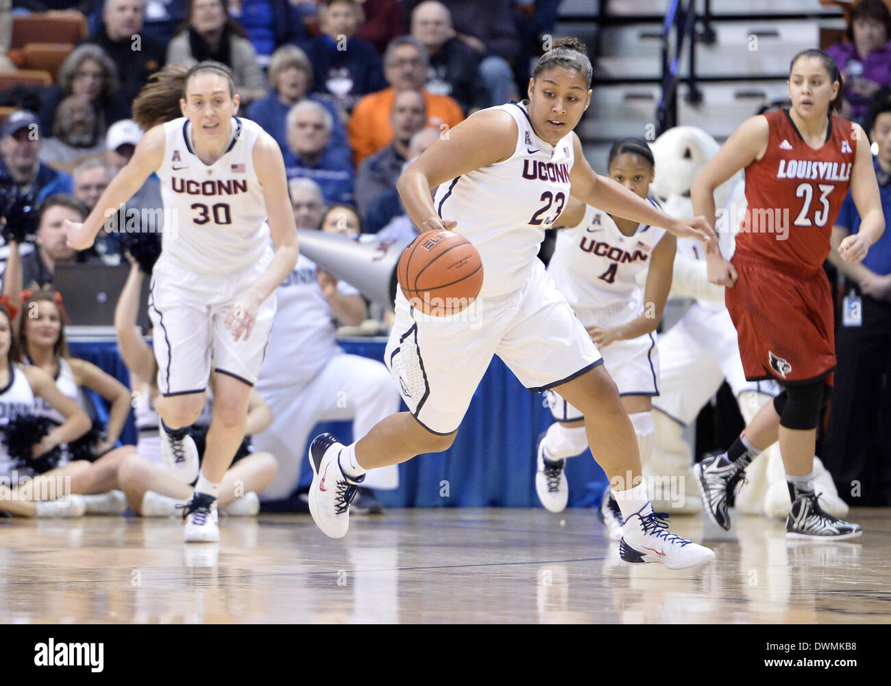 Uconn huskies championship hi-res stock photography and images - Alamy