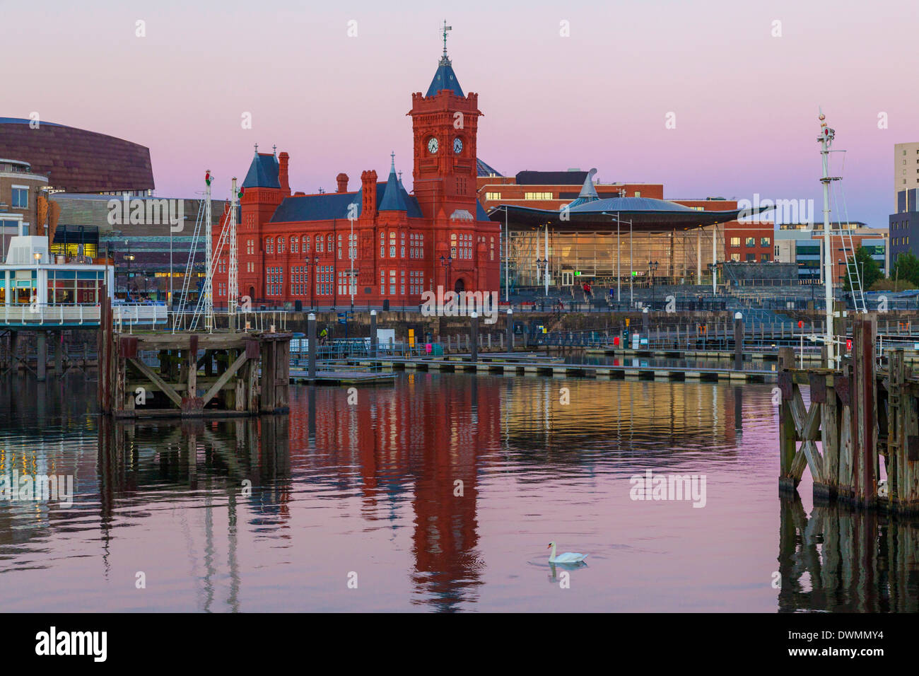Cardiff bay harbour hi-res stock photography and images - Alamy