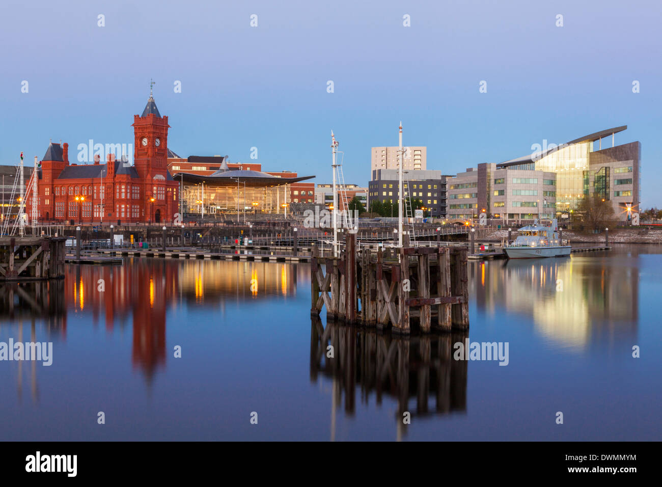 Cardiff bay harbour hi-res stock photography and images - Alamy