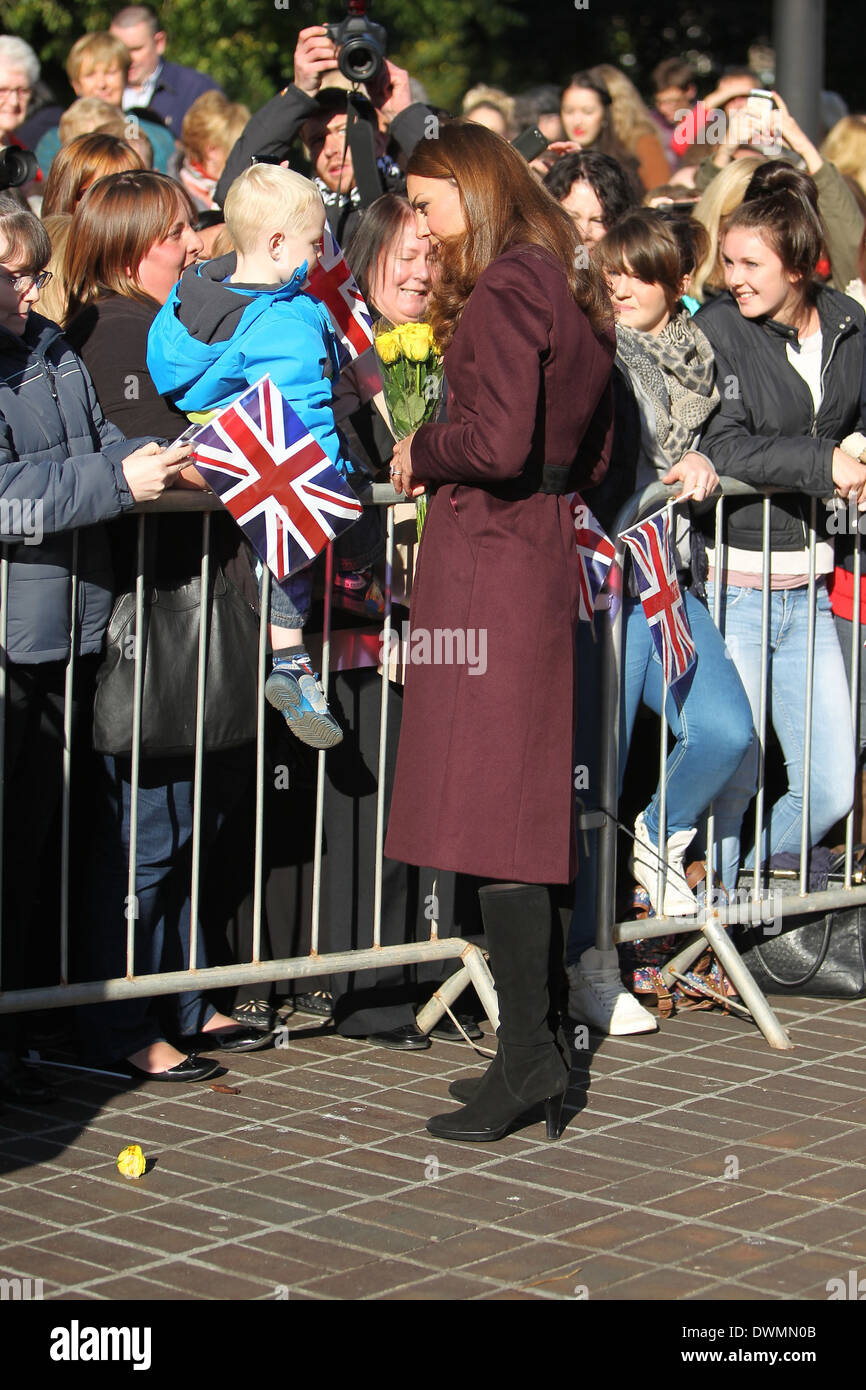 Catherine, Duchess of Cambridge aka Kate Middleton leaving the ...
