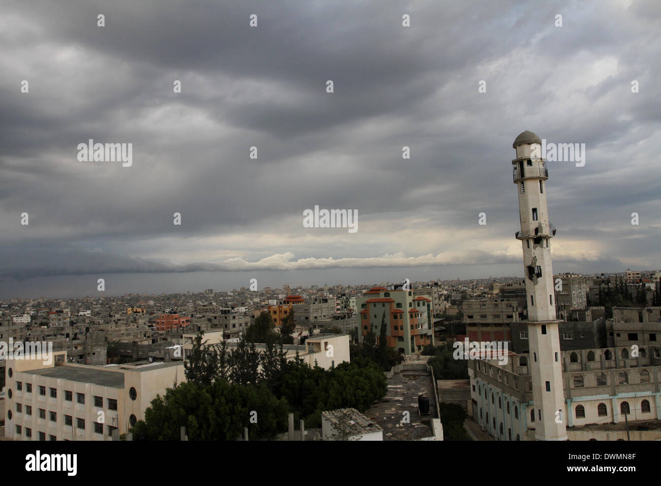 Gaza City, Gaza Strip, Palestinian Territory. 11th Mar, 2014. A general ...