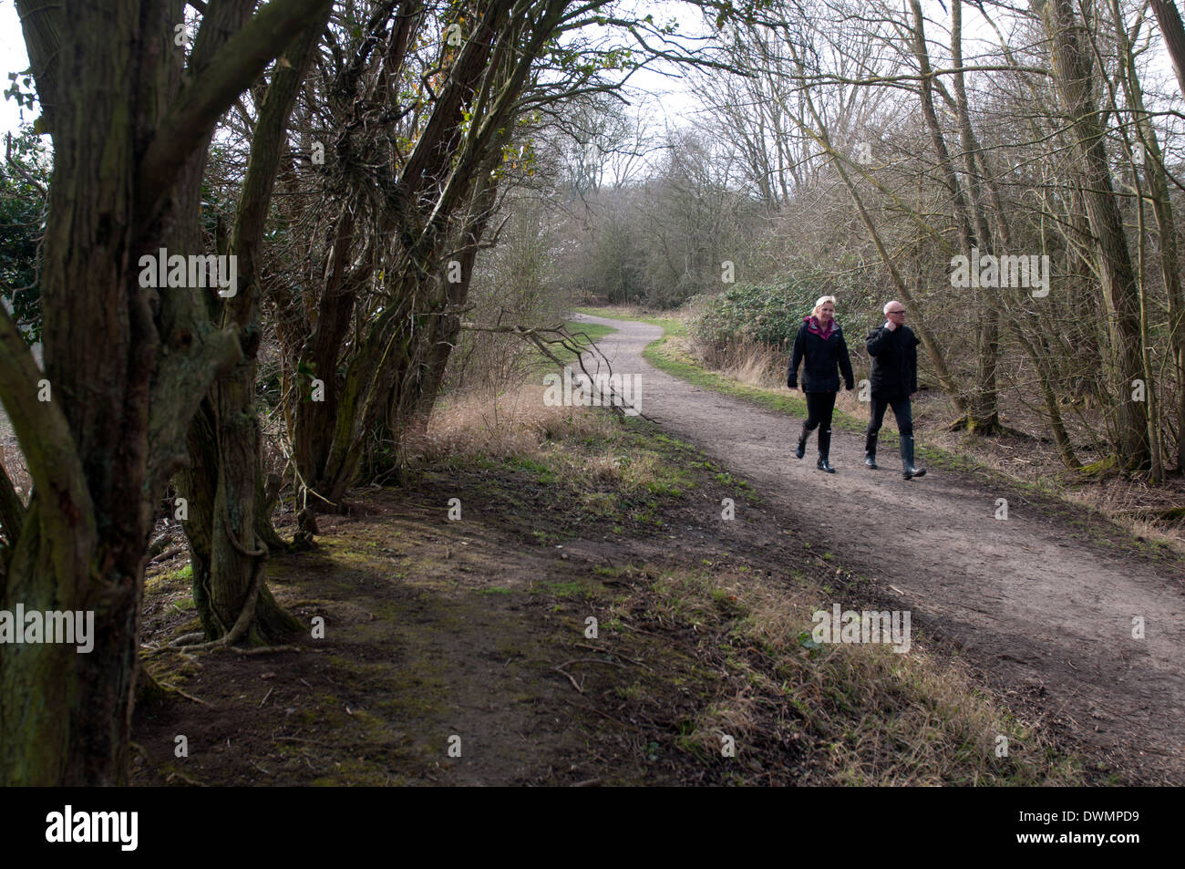 Walkers pathway hi-res stock photography and images - Alamy