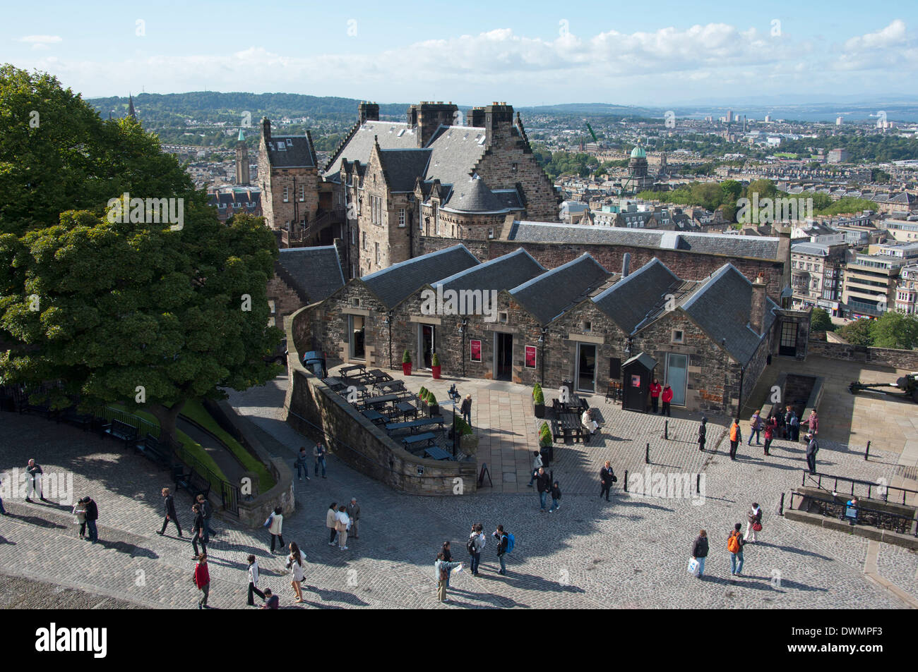 Edinburgh the edinburgh hi-res stock photography and images - Alamy