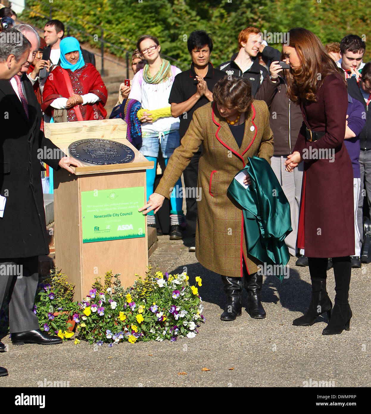 Catherine, Duchess of Cambridge aka Kate Middleton visits Elswick Park ...