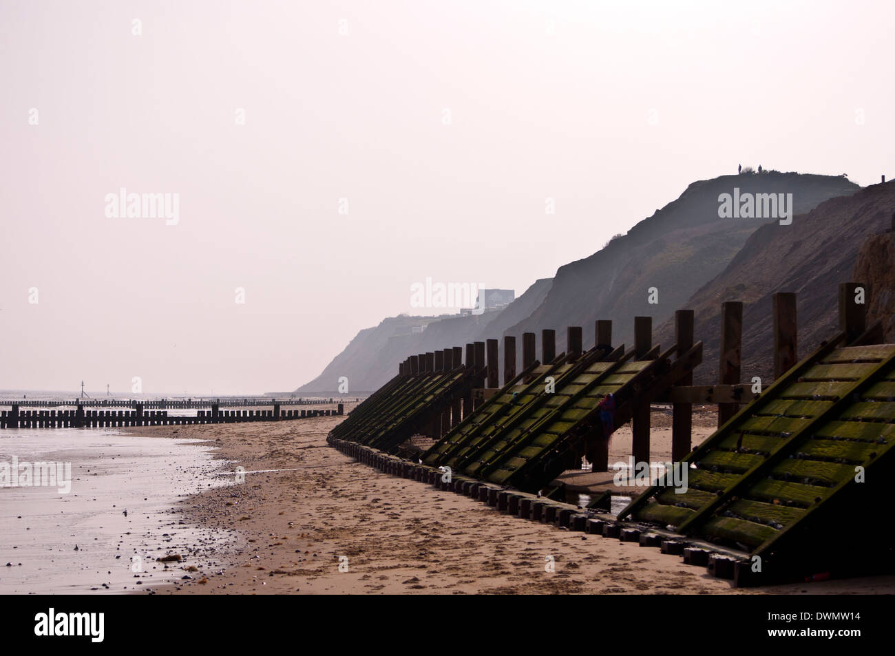Mundesley beach and cliffs Stock Photo - Alamy