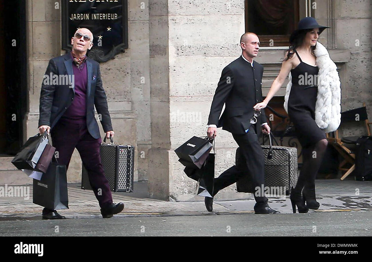 Mary-Louise Parker and John Malkovich on location for new movie "RED 2 ...