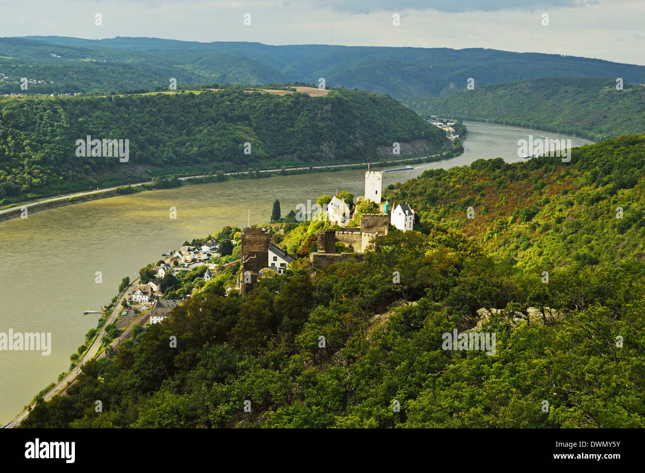 Sterrenberg castle rhine river hi-res stock photography and images - Alamy