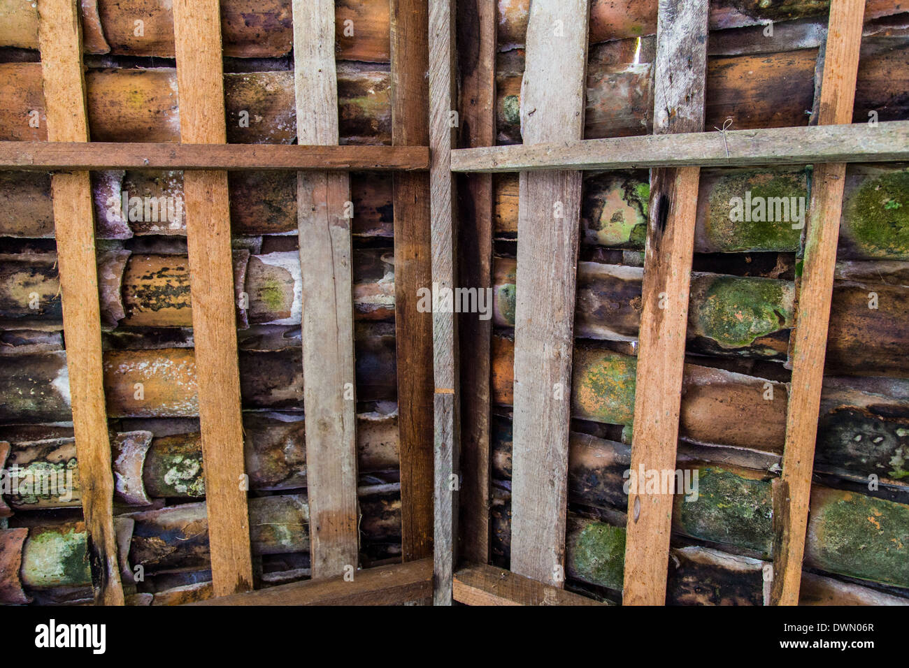Mosaic roof tile hi-res stock photography and images - Alamy