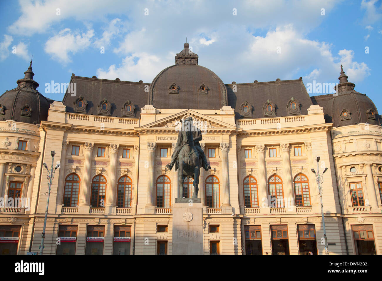 Bucharest monuments hi-res stock photography and images - Alamy