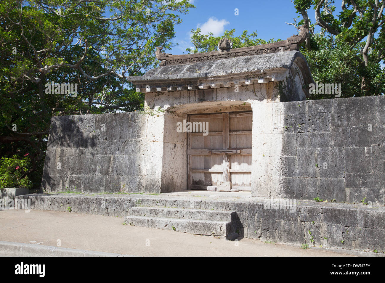 Sonohyan utaki stone gate hi-res stock photography and images - Alamy