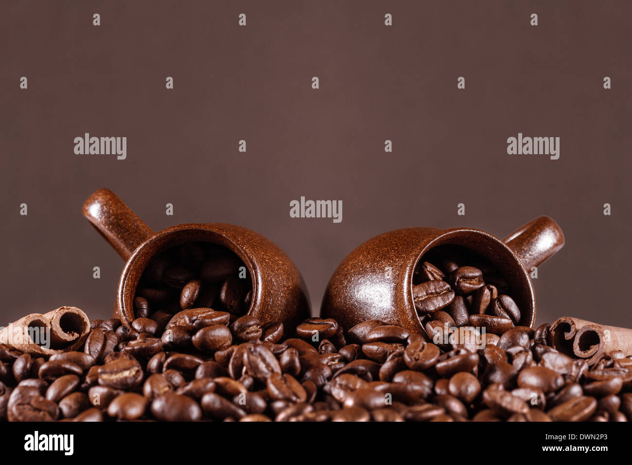 Shiny coffee beans hi-res stock photography and images - Alamy