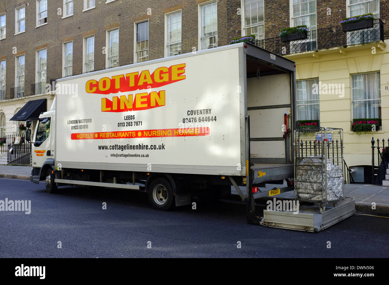 Hotel laundry linen service hi-res stock photography and images - Alamy