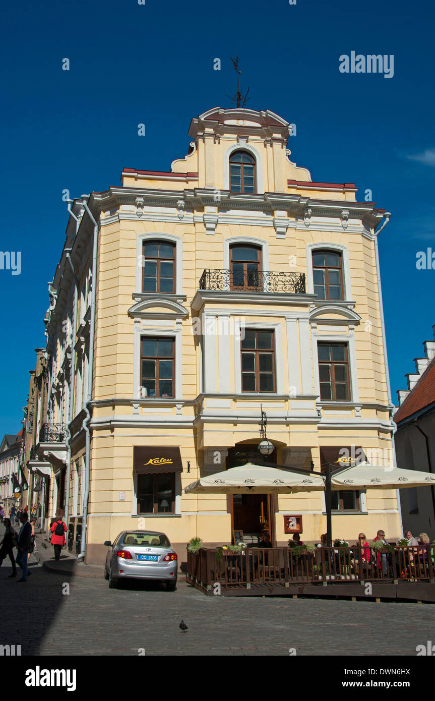 Tallinn cafe hi-res stock photography and images - Alamy