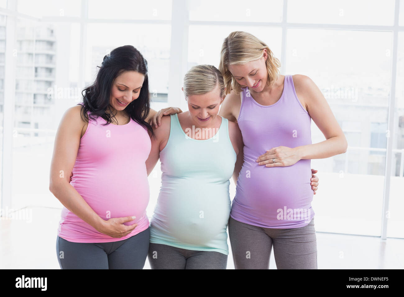 Women bumps pregnancy hi-res stock photography and images - Alamy