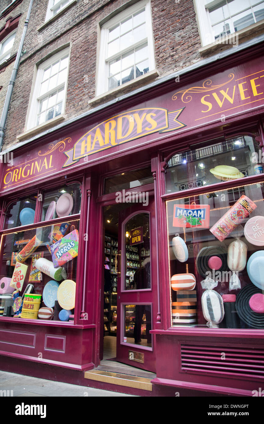 London candy shops hi-res stock photography and images - Alamy