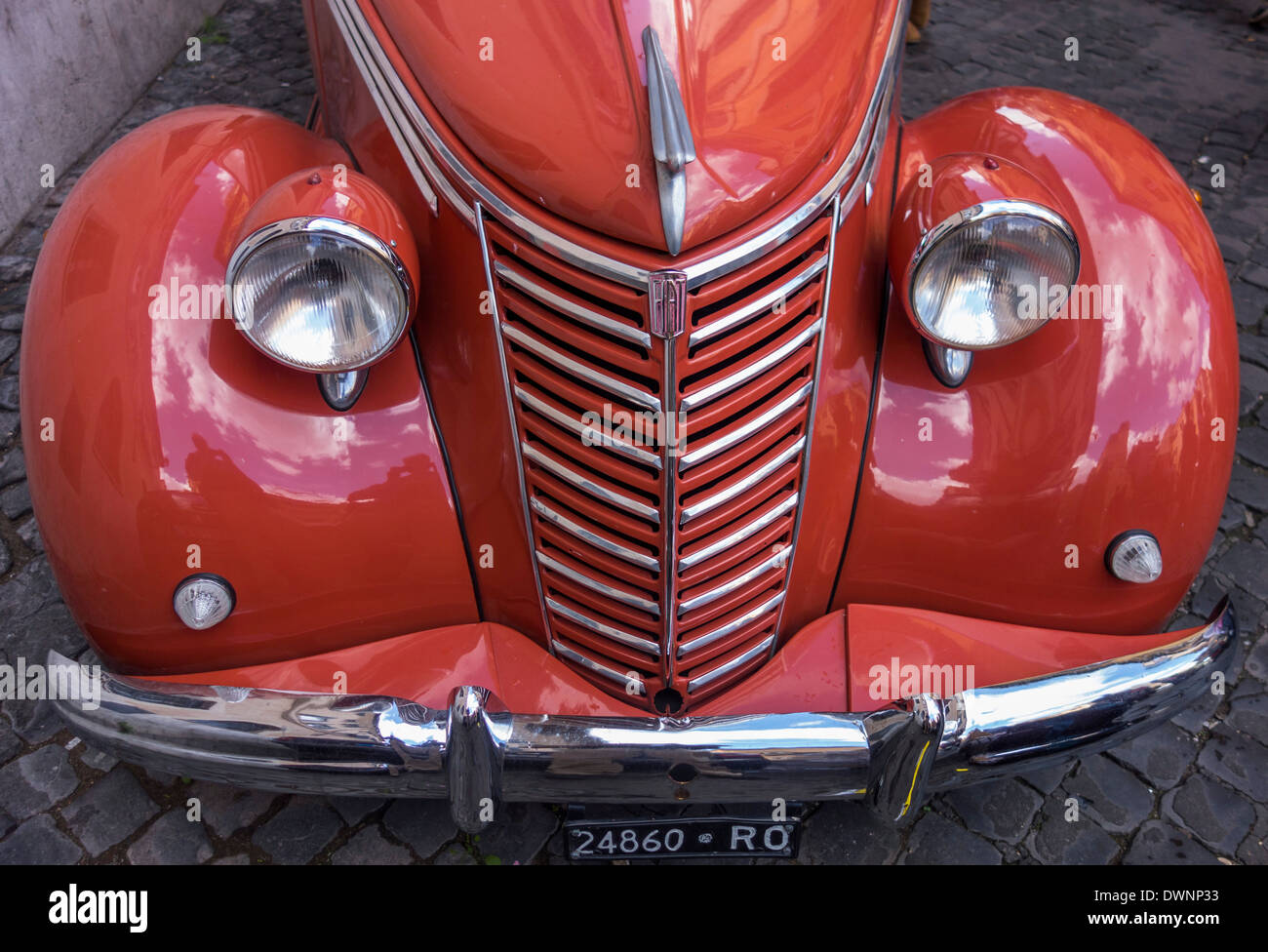 Old fiat hi-res stock photography and images - Alamy