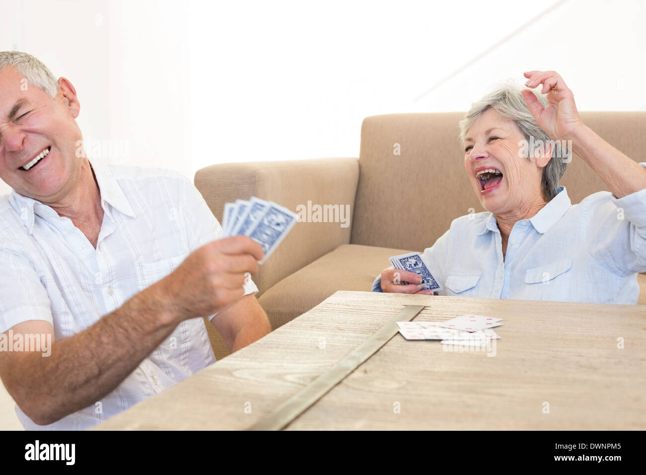 Floor playing cards hi-res stock photography and images - Alamy