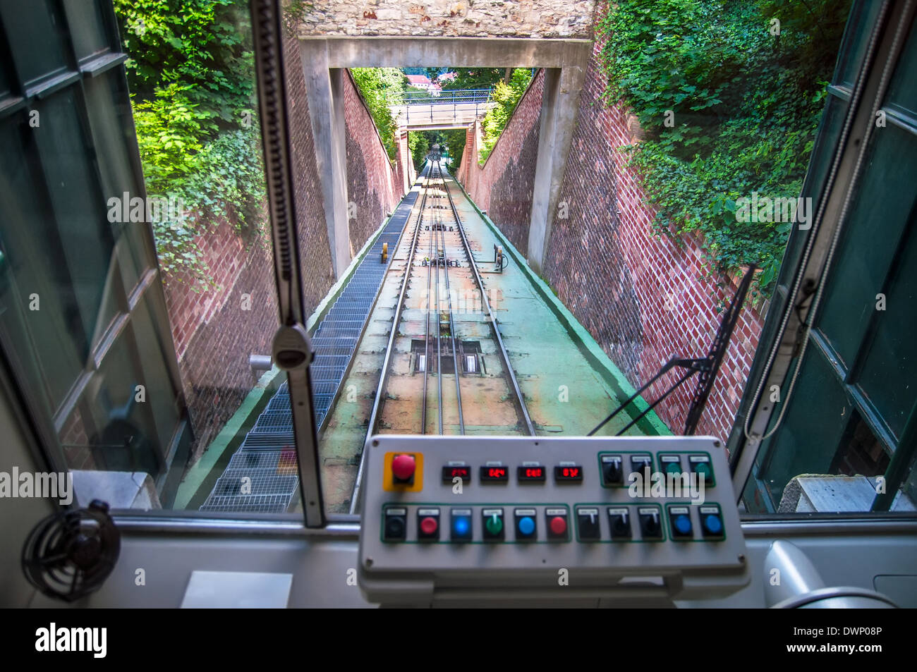 Old elevator control panel hi-res stock photography and images - Alamy