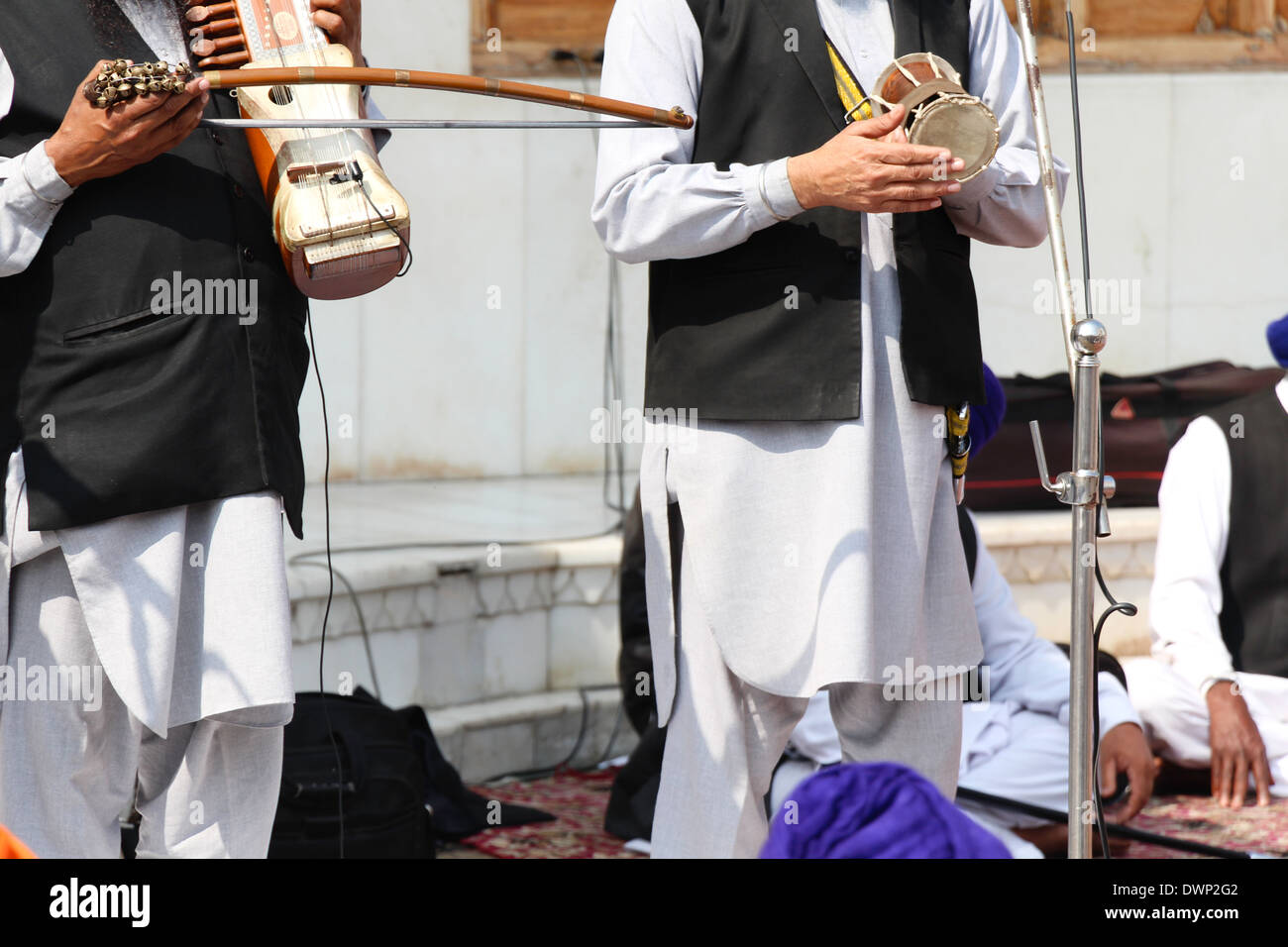Musical troupe hi-res stock photography and images - Alamy