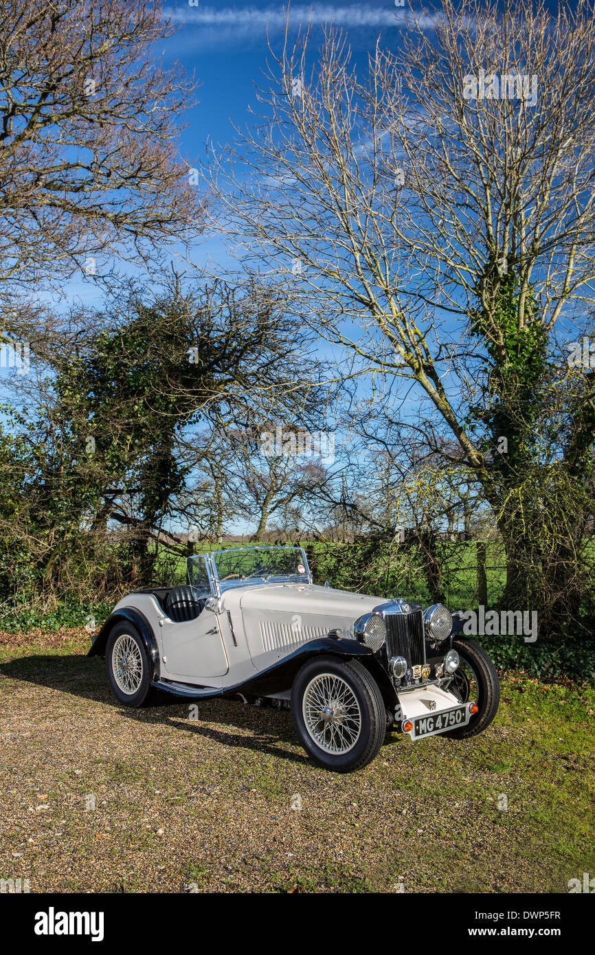 1936 mg nb magnette cresta tourer hi-res stock photography and images ...
