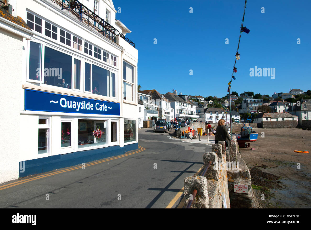 Quayside cafe in St.Mawes, Cornwall, UK Stock Photo - Alamy