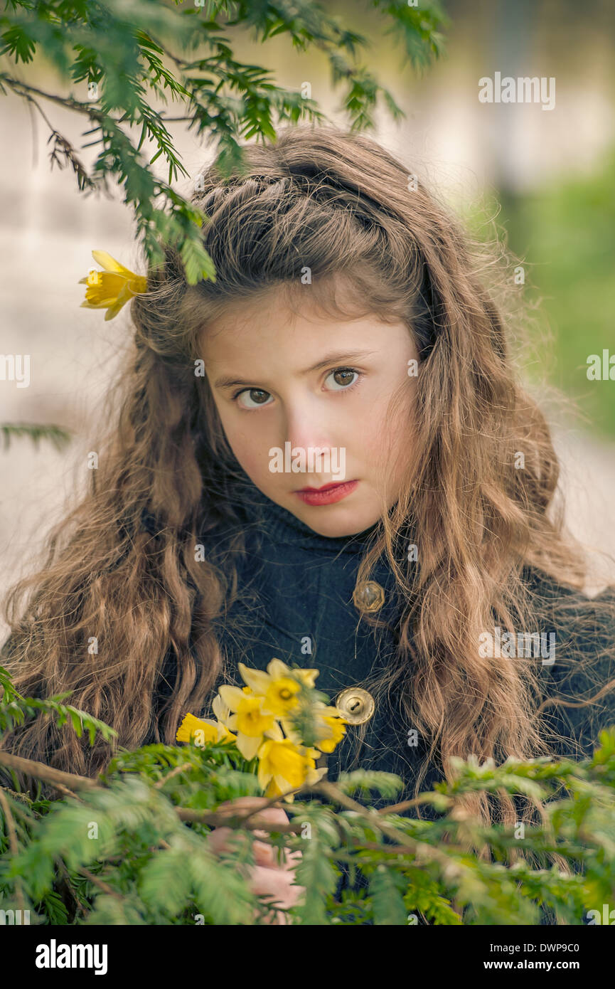 Victorian girl hi-res stock photography and images - Alamy