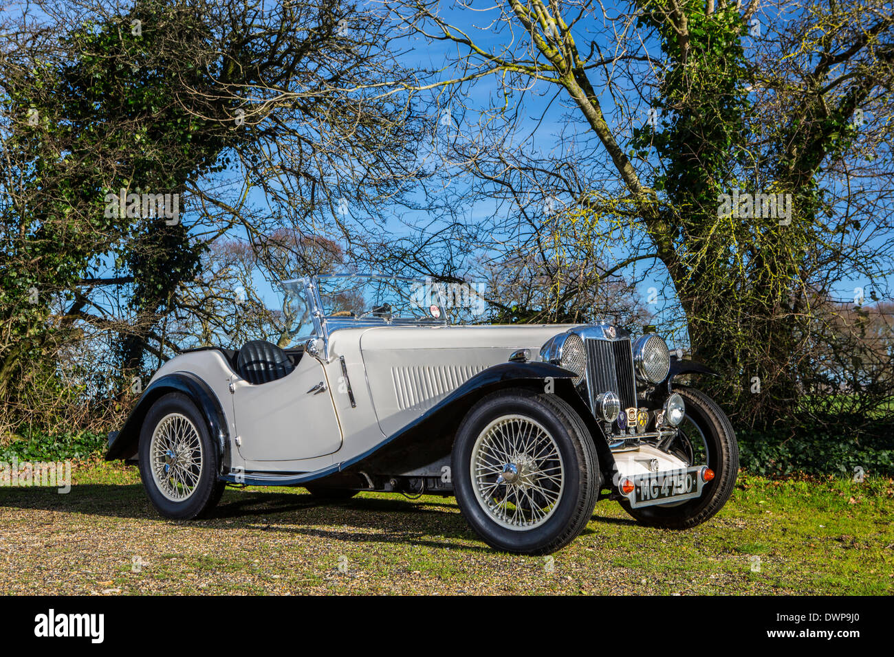1936 Mg Nb Magnette Cresta Tourer Stock Photos & 1936 Mg Nb Magnette ...
