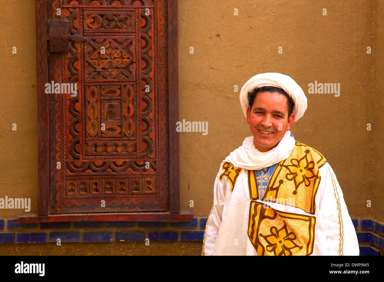 Traditional berber costume hi-res stock photography and images - Alamy