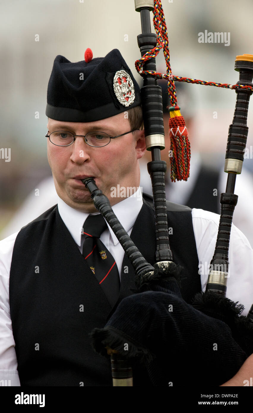 Piper in a pipe band at the Cowal Gathering in Dunoon in Scotland Stock ...