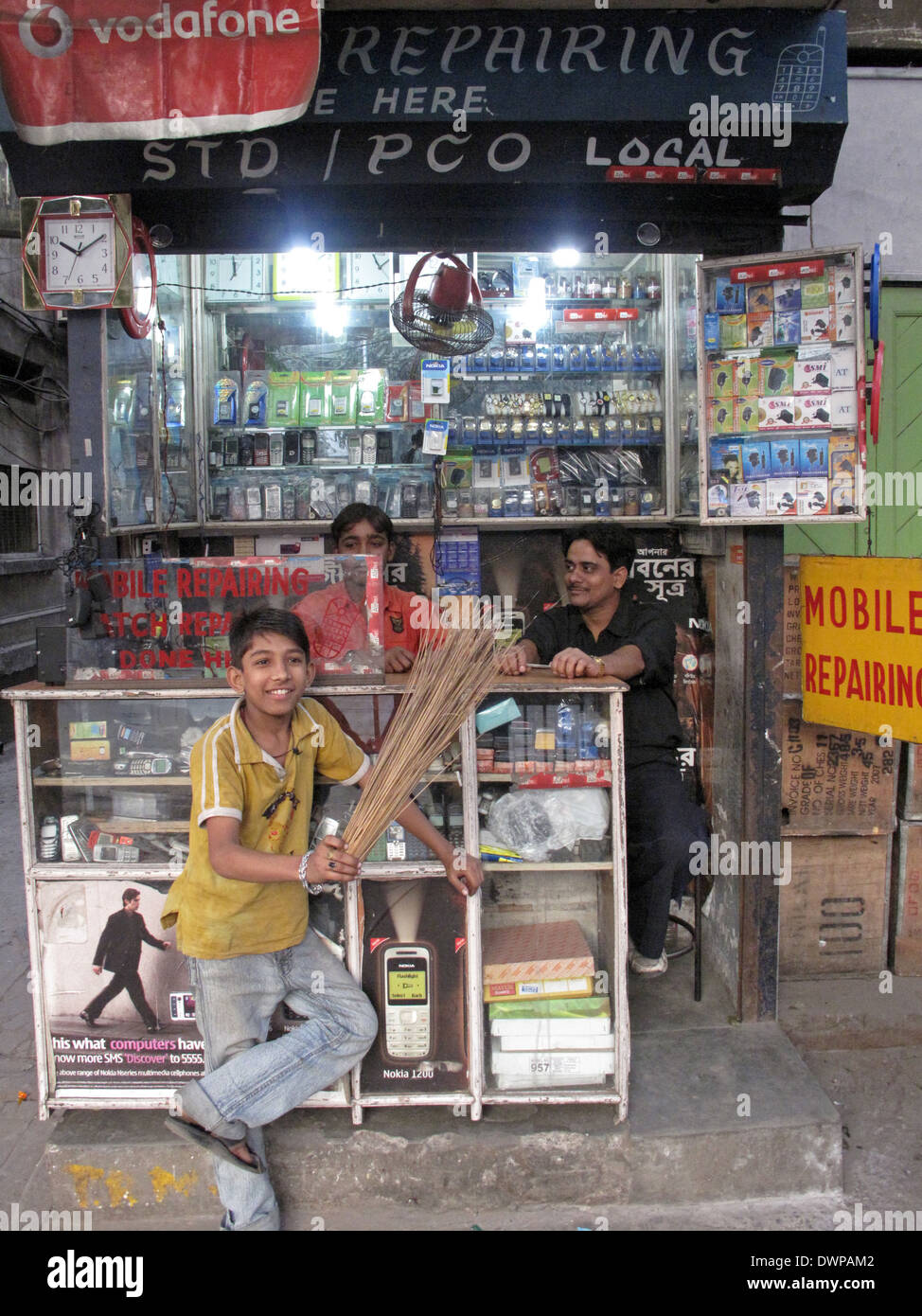 2009 cell phones hi-res stock photography and images - Alamy