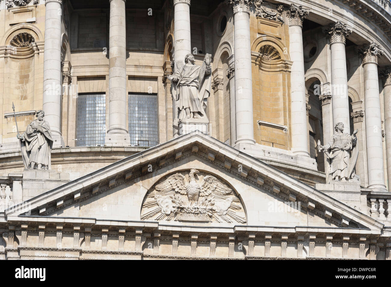 Three saints statues on the roof St Paul's Cathedral and the phoenix ...