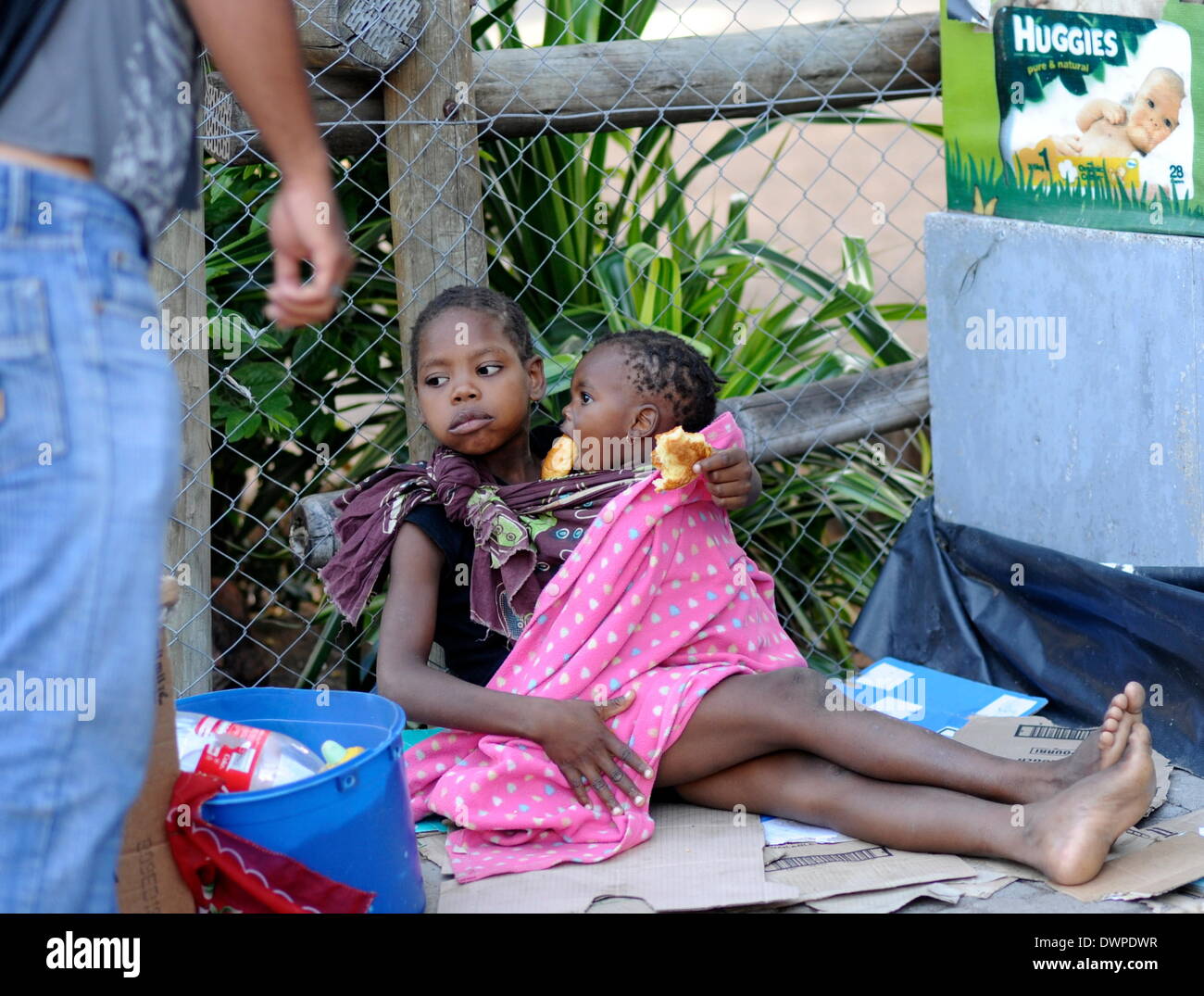 Poor living conditions africa children hi-res stock photography and ...