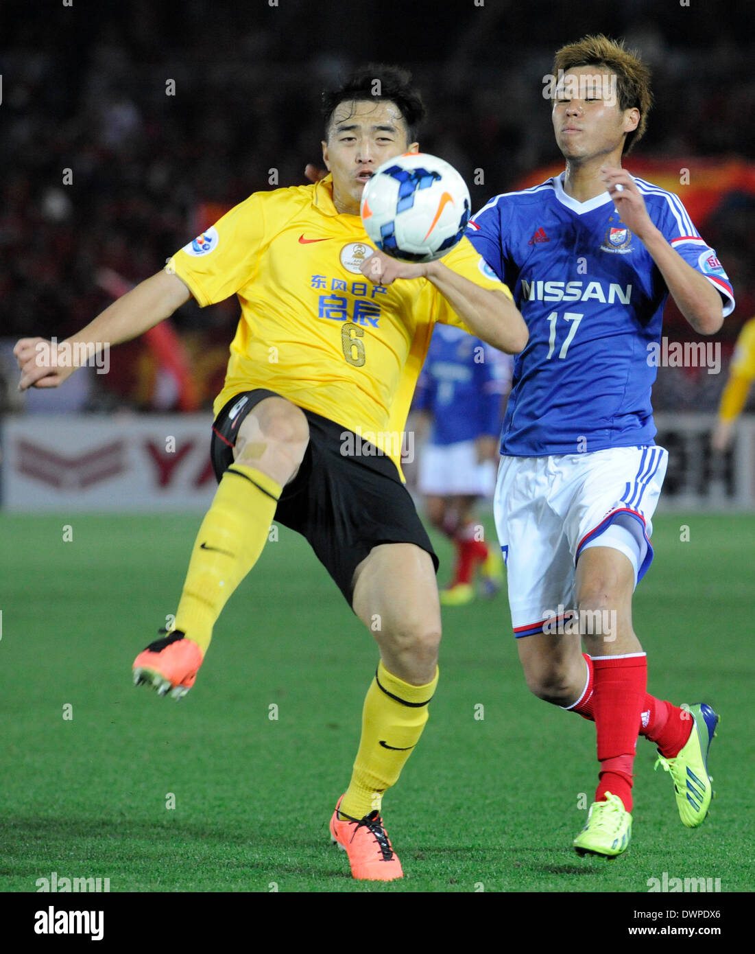 Yokohama, Japan. 12th Mar, 2014. Feng Xiaoting (L) of Guangzhou ...