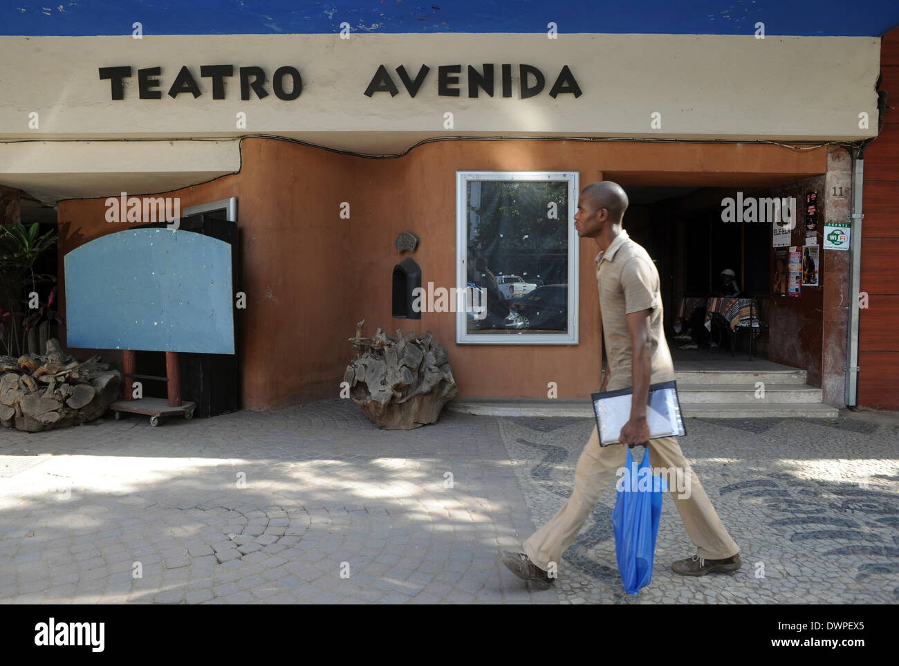 Maputo, Mozambique. 13th Aug, 2013. An exterior view of the Teatro ...