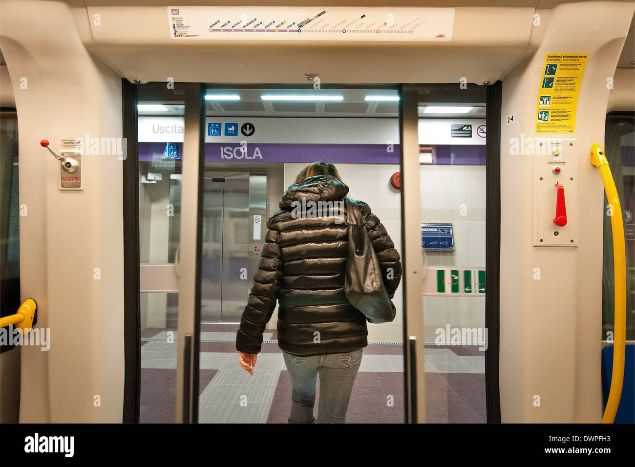 M5 subway hi-res stock photography and images - Alamy