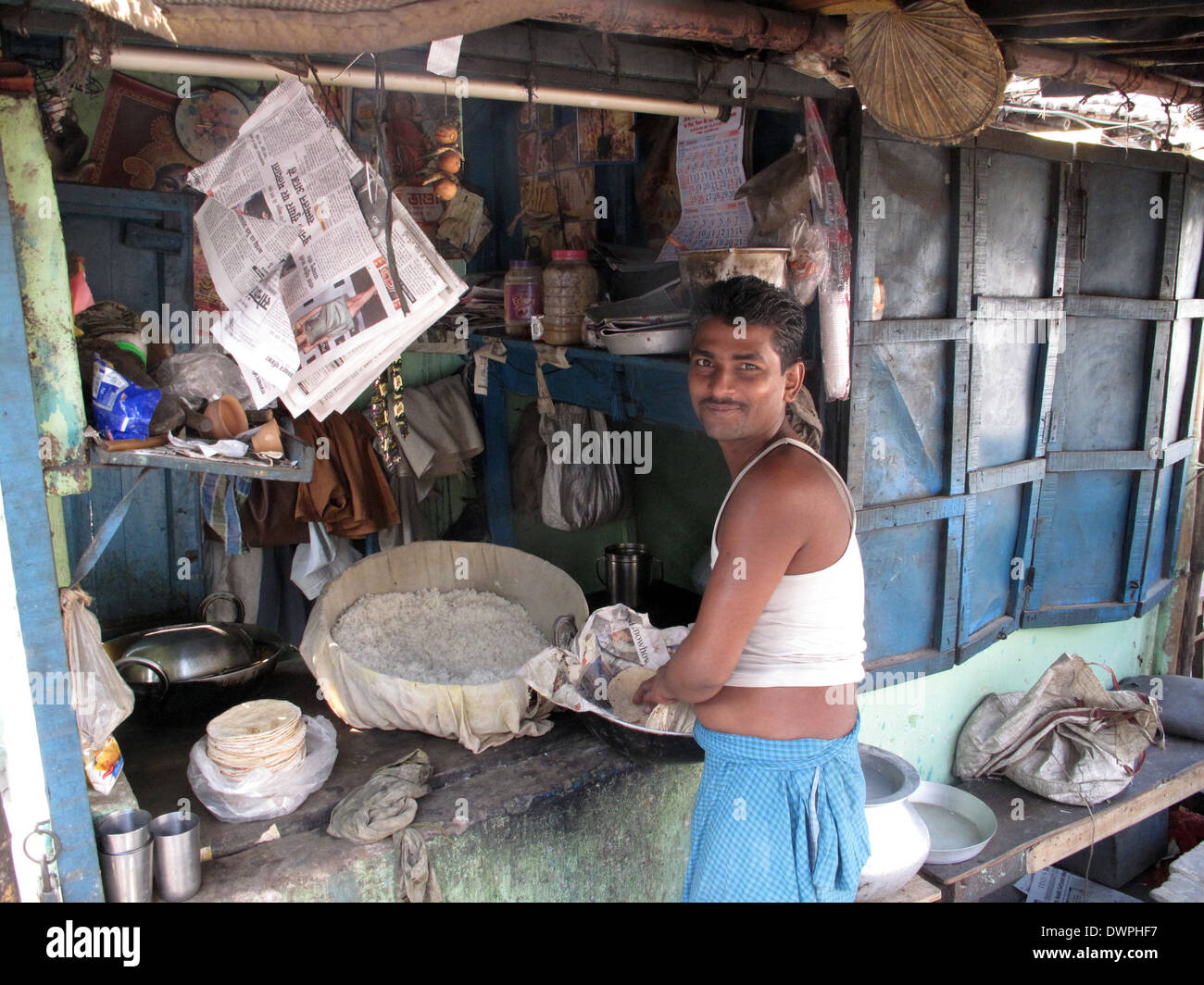 Chowringhee calcutta india hi-res stock photography and images - Alamy