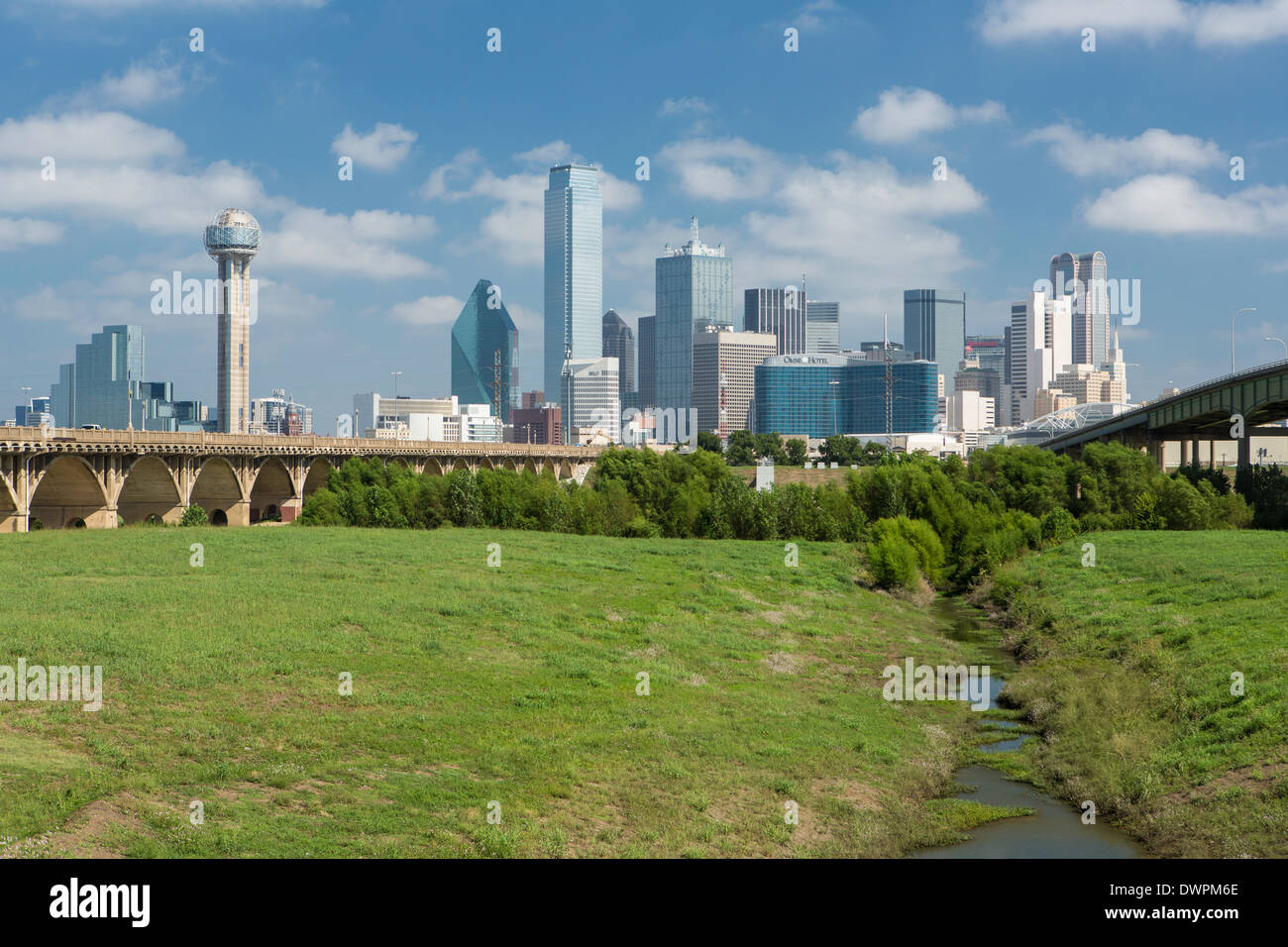 Dallas, Texas, USA, Dallas River floodplain, freeway bridge and ...