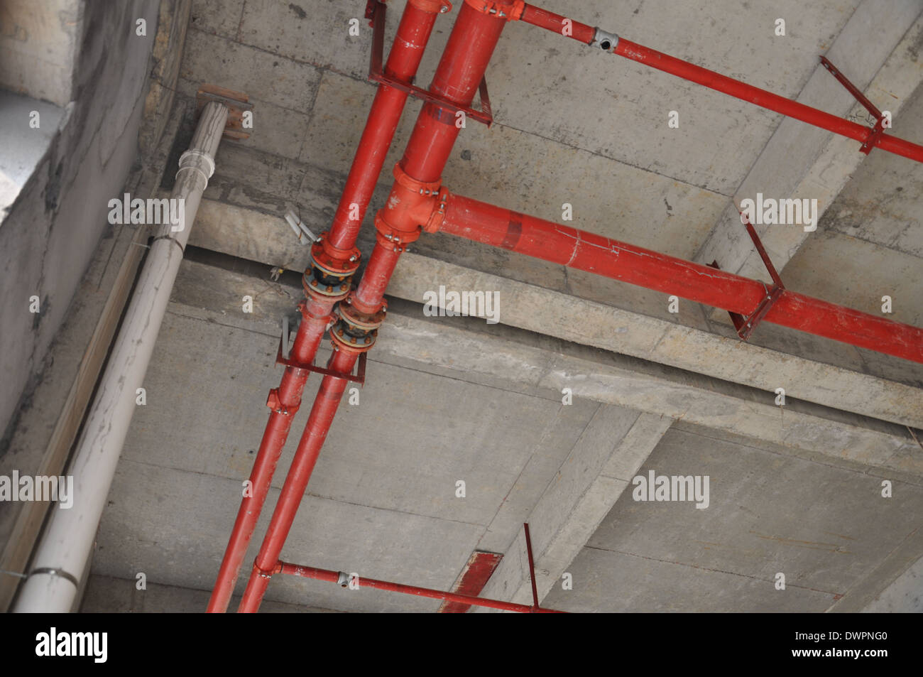 Pipeline building hi-res stock photography and images - Alamy