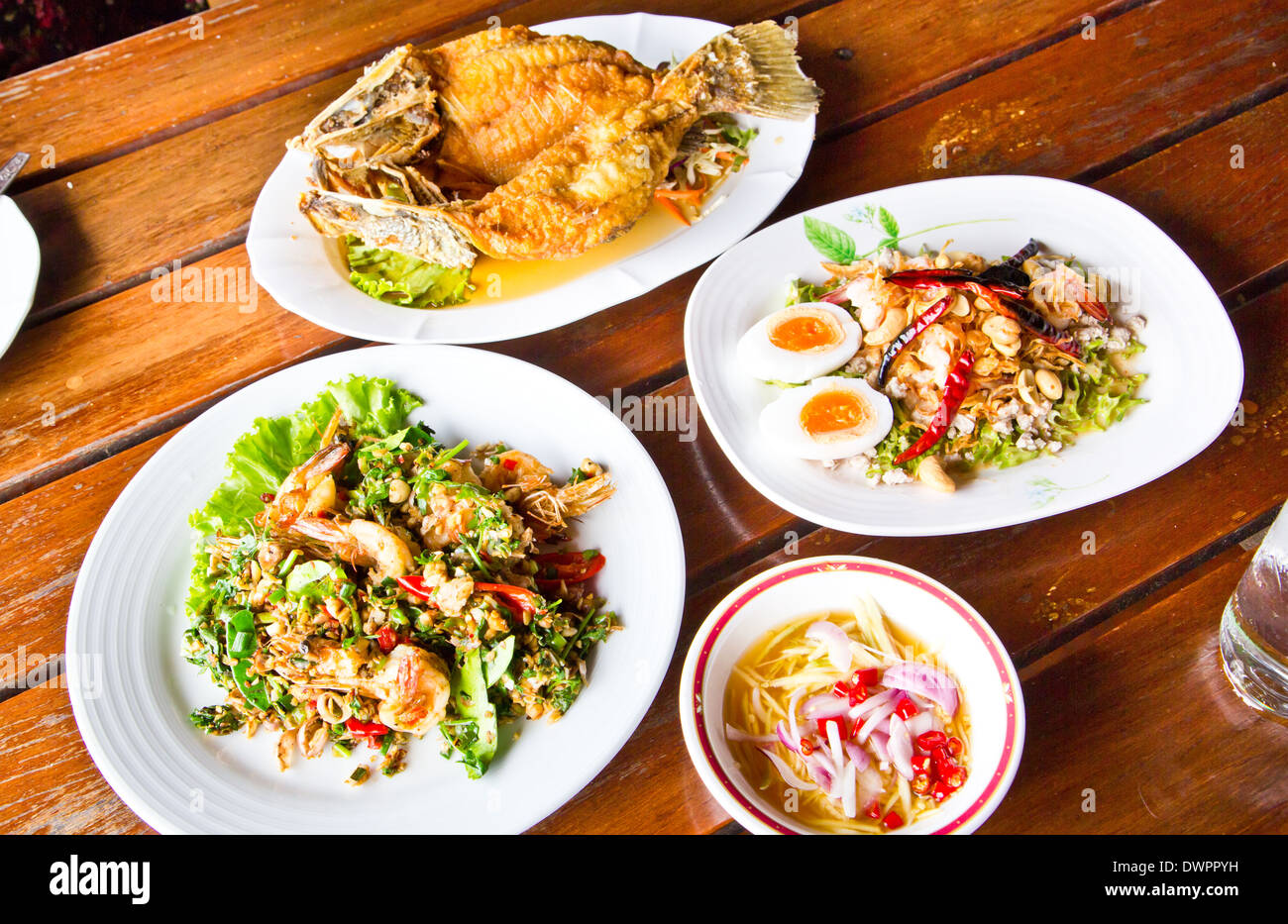 Thai trad hi-res stock photography and images - Alamy