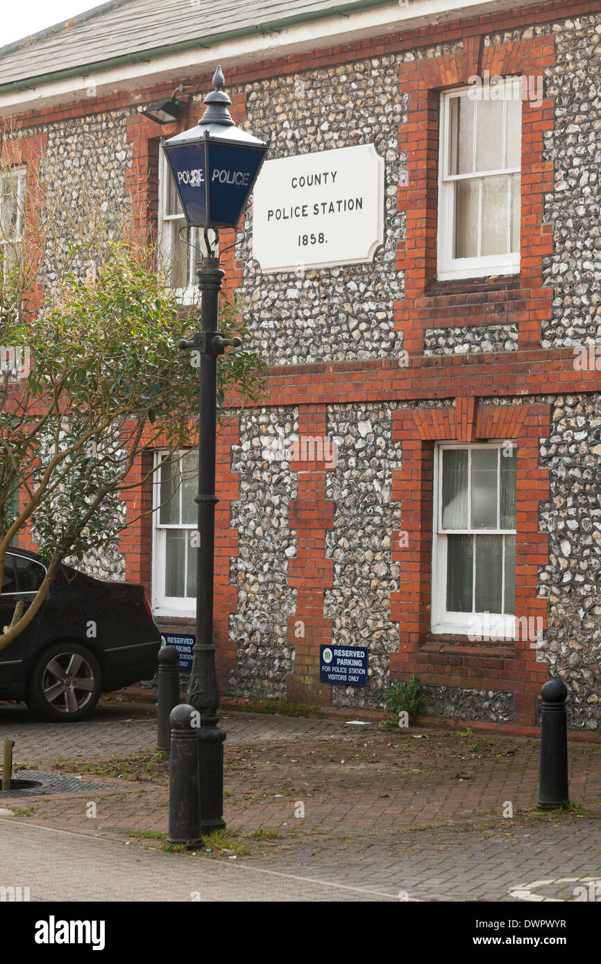 Old fashioned blue police lamp outside Petersfield police station Stock ...