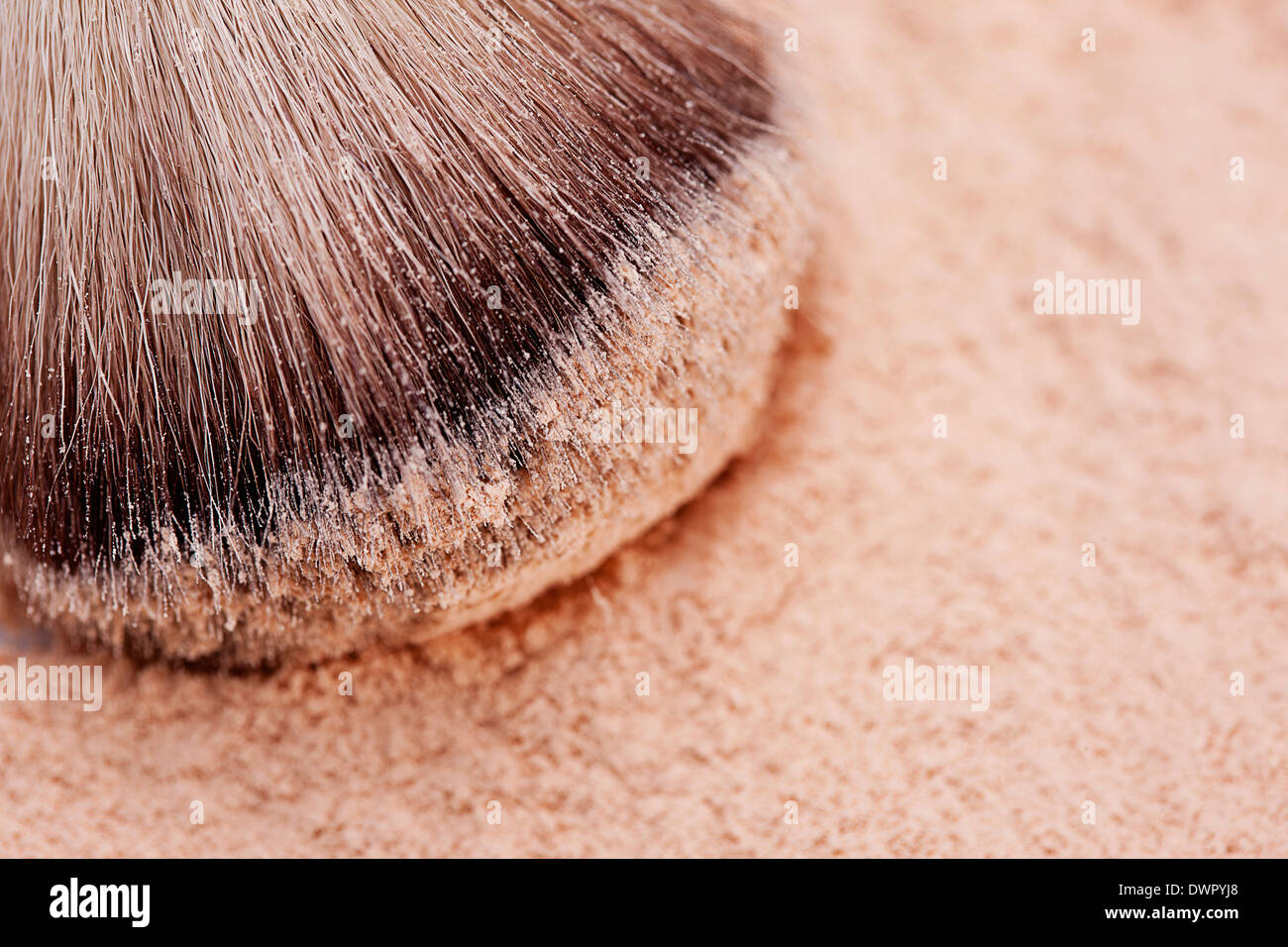 Cosmetics powder hi-res stock photography and images - Alamy