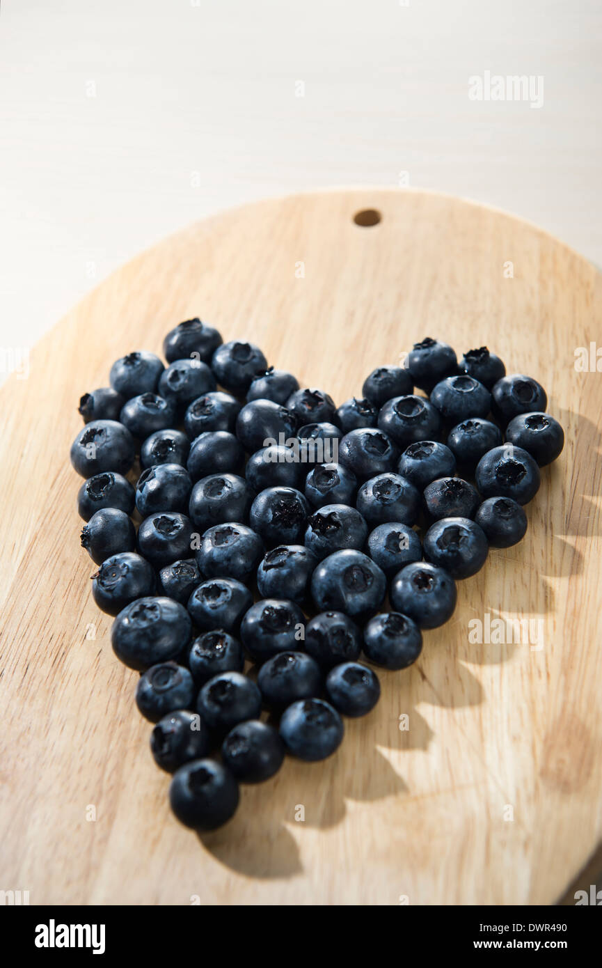 Blueberry heart shape hi-res stock photography and images - Alamy