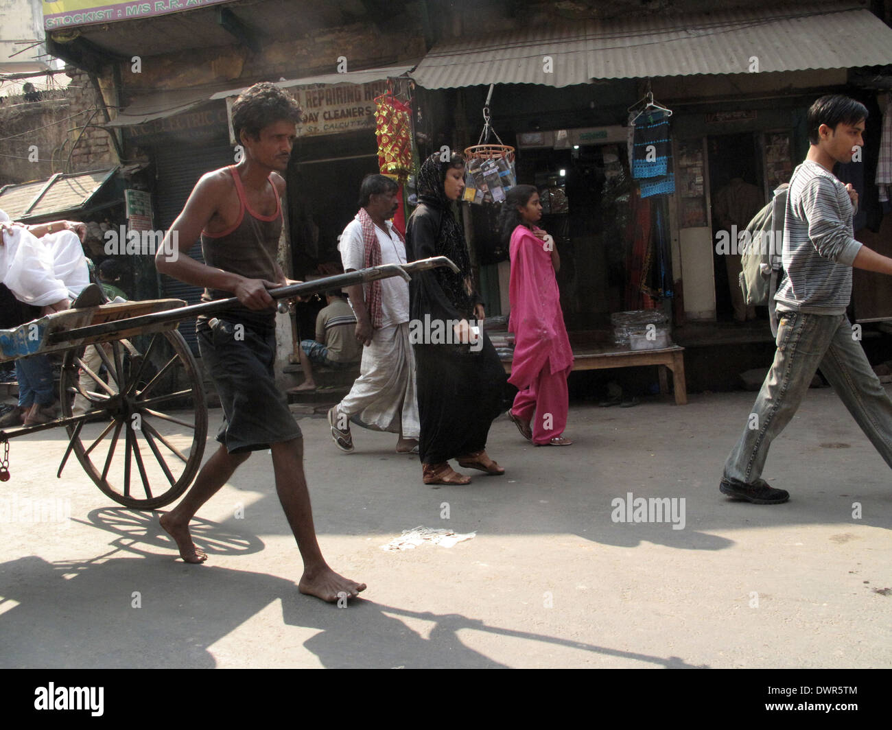 Riksha hi-res stock photography and images - Alamy