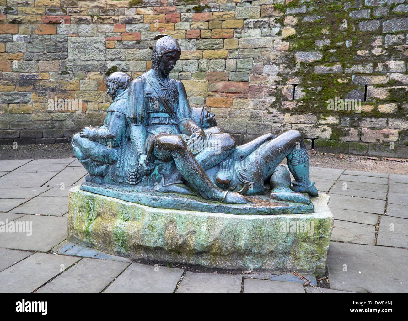 Bronze Statue outside Nottingham castle england uk Stock Photo - Alamy