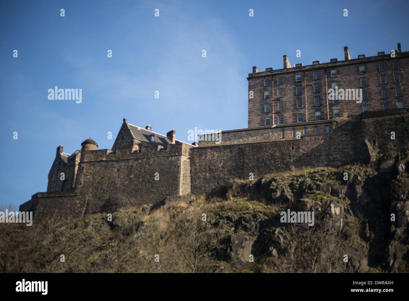 Battlements of edinburgh castle hi-res stock photography and images - Alamy