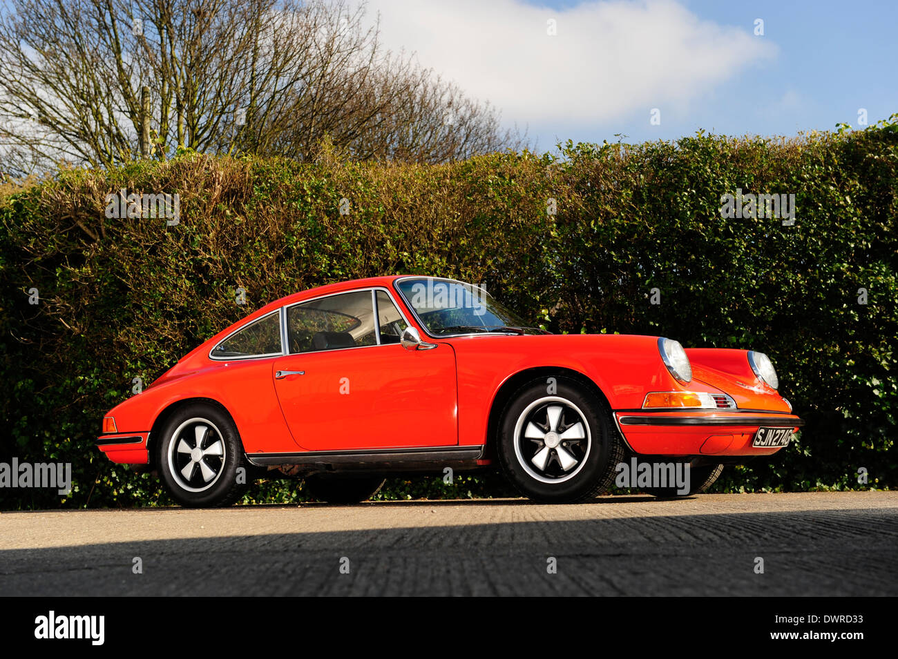 Classic porsche 911 hi-res stock photography and images - Alamy
