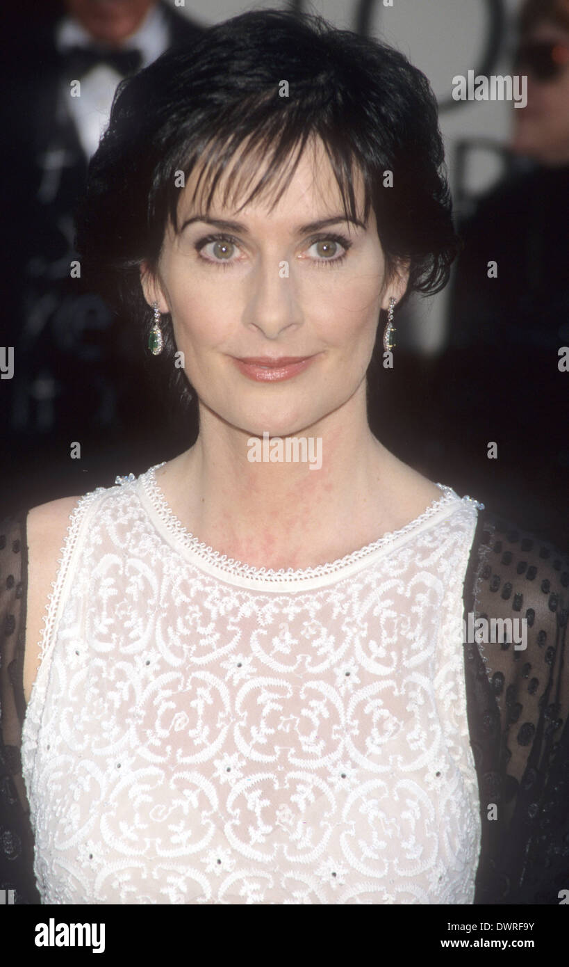Enya hi-res stock photography and images - Alamy