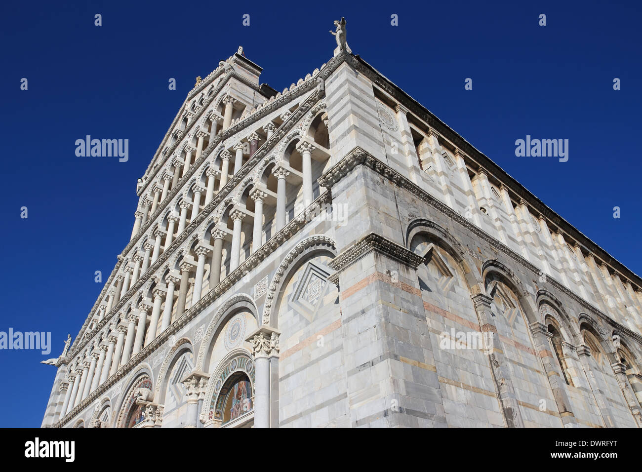 Pisa gate cathedral hi-res stock photography and images - Alamy