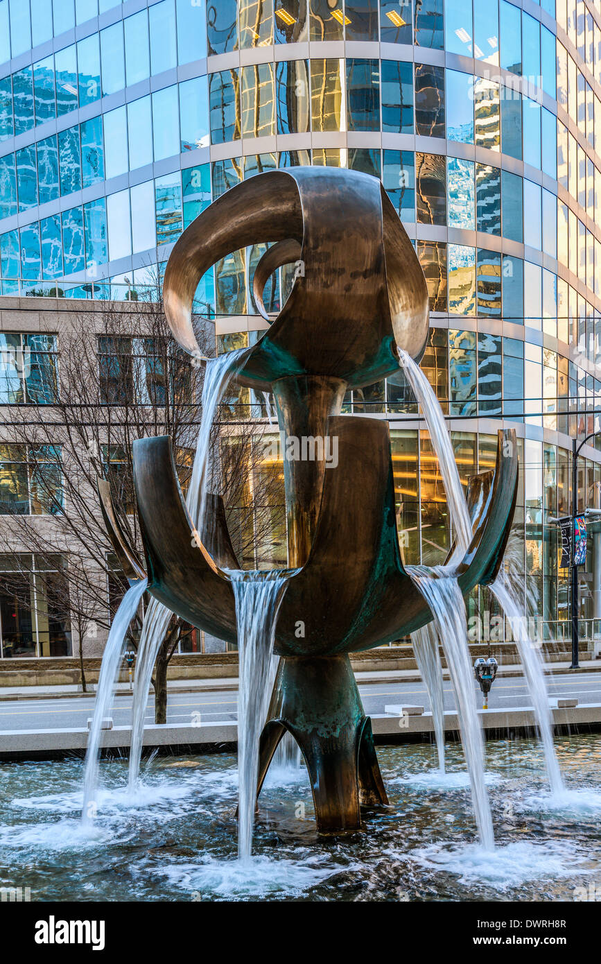 Fountain of the Pioneers by George Tsutakawa at Bentall Centre in ...