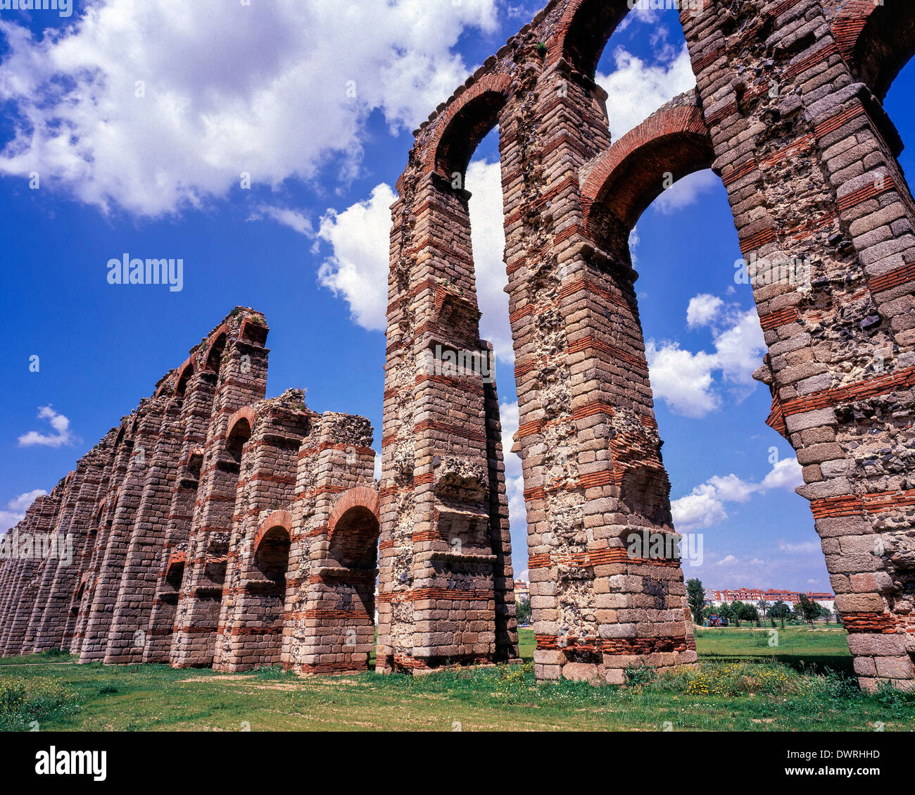 Merida Acueducto de los Milagros Extremadura Spain Stock Photo - Alamy